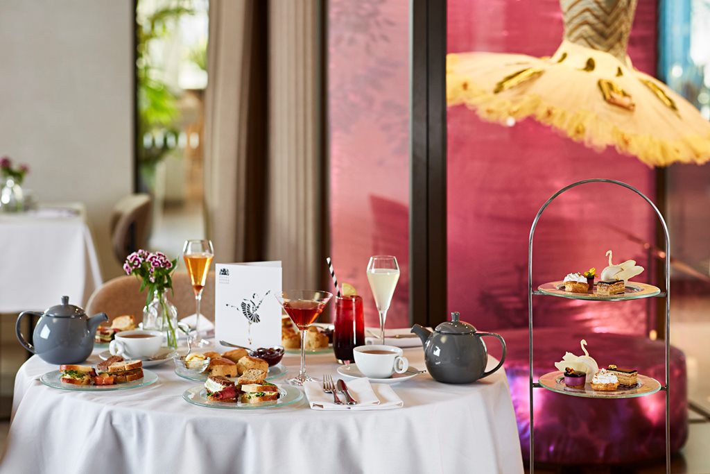 Royal Opera House launches Swan Lake themed afternoon tea | Restaurant ...