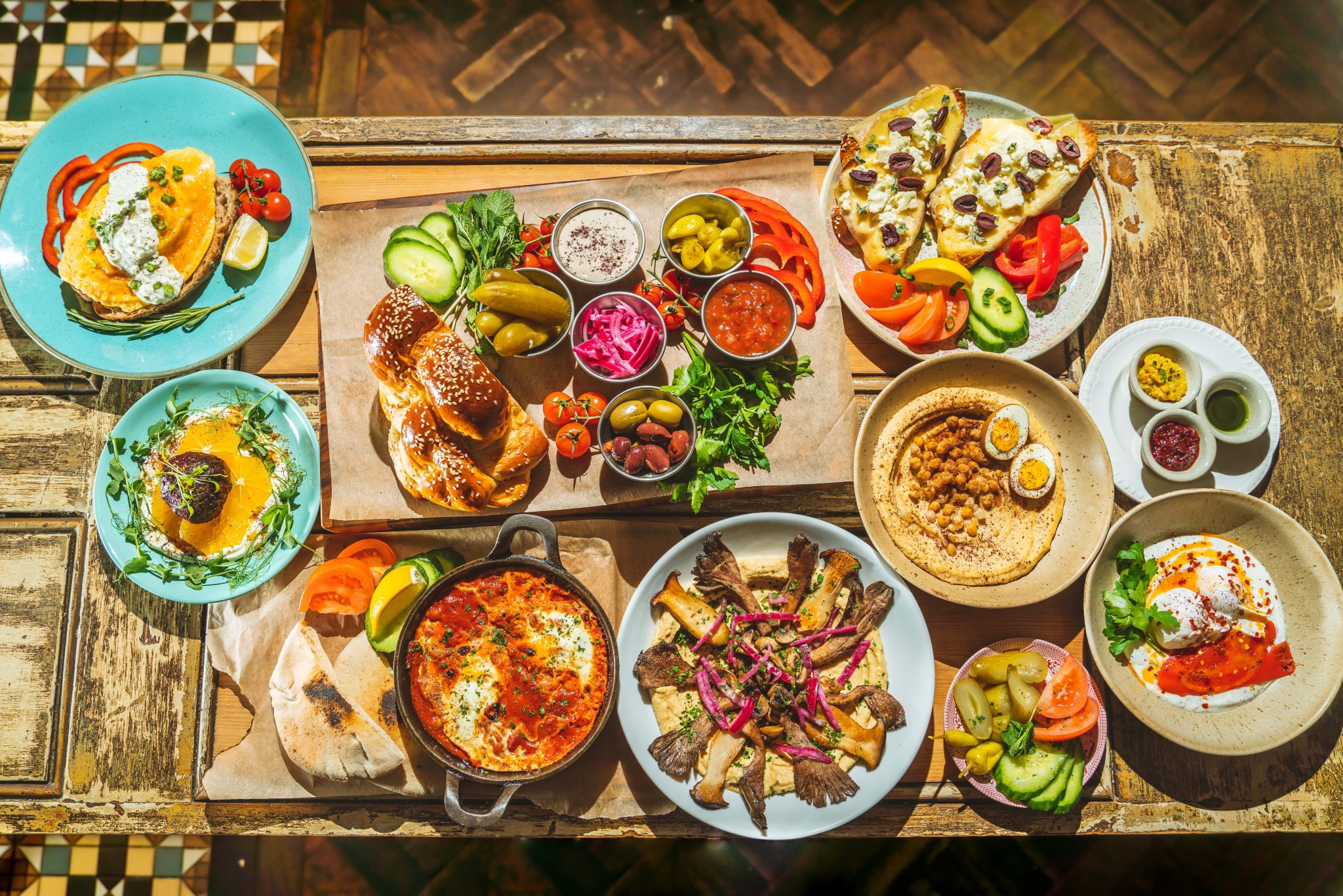 New middle eastern style restaurant, Zarqa, launches at Selina Brighton ...