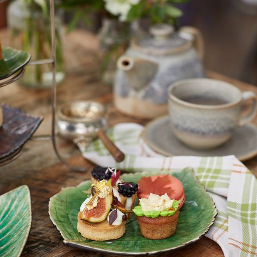 THE GROVE PARTNERS WITH ROYAL BOTANIC GARDENS, KEW TO CREATE AN ...